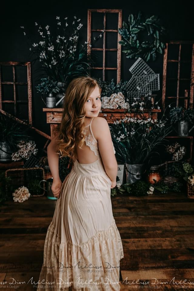 Cottontail and Co (Dark) (VR) – Baby Dream Backdrops